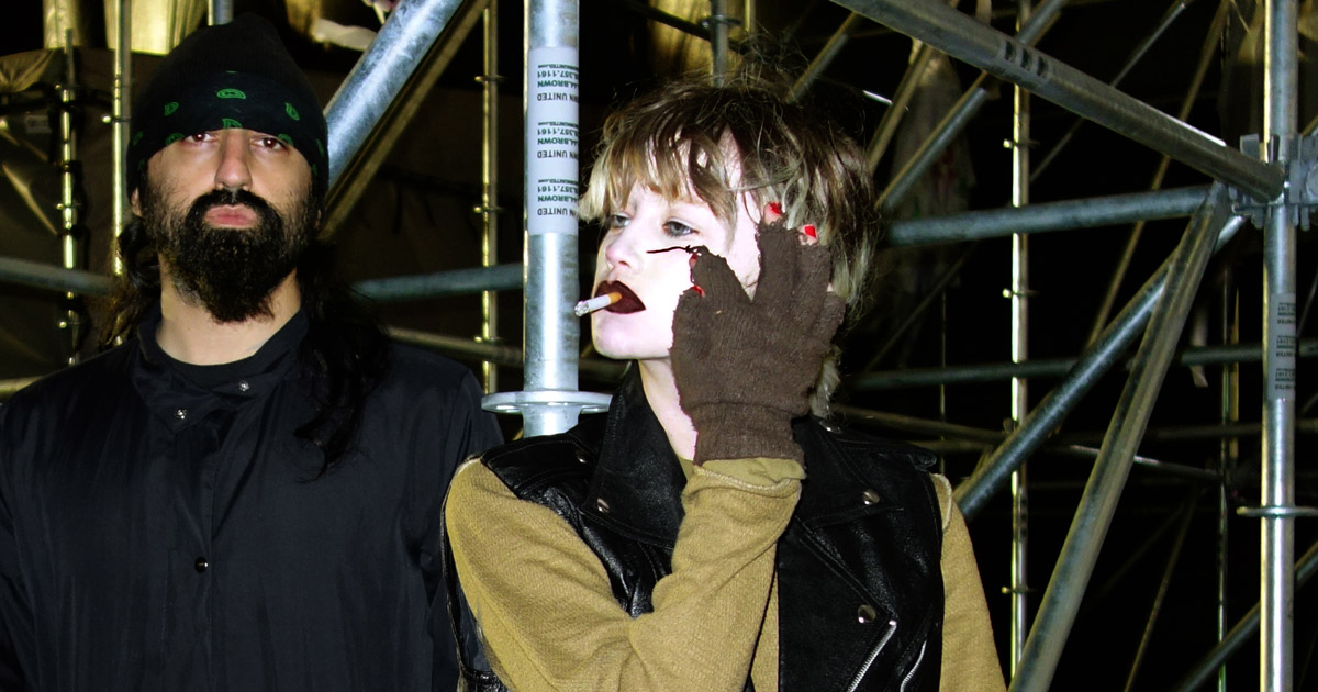 Crystal Castles - Everything Is New